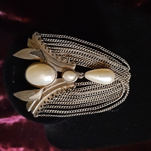 Jewelry | Vintage Pearl And Mesh Chain Brooch | Poshmark